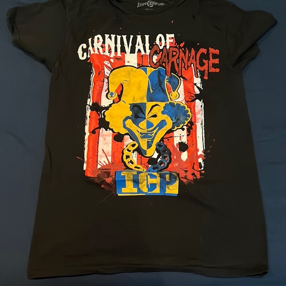 Hot Topic | Shirts | Insane Clown Posse Carnival Of Carnage Shirt ...
